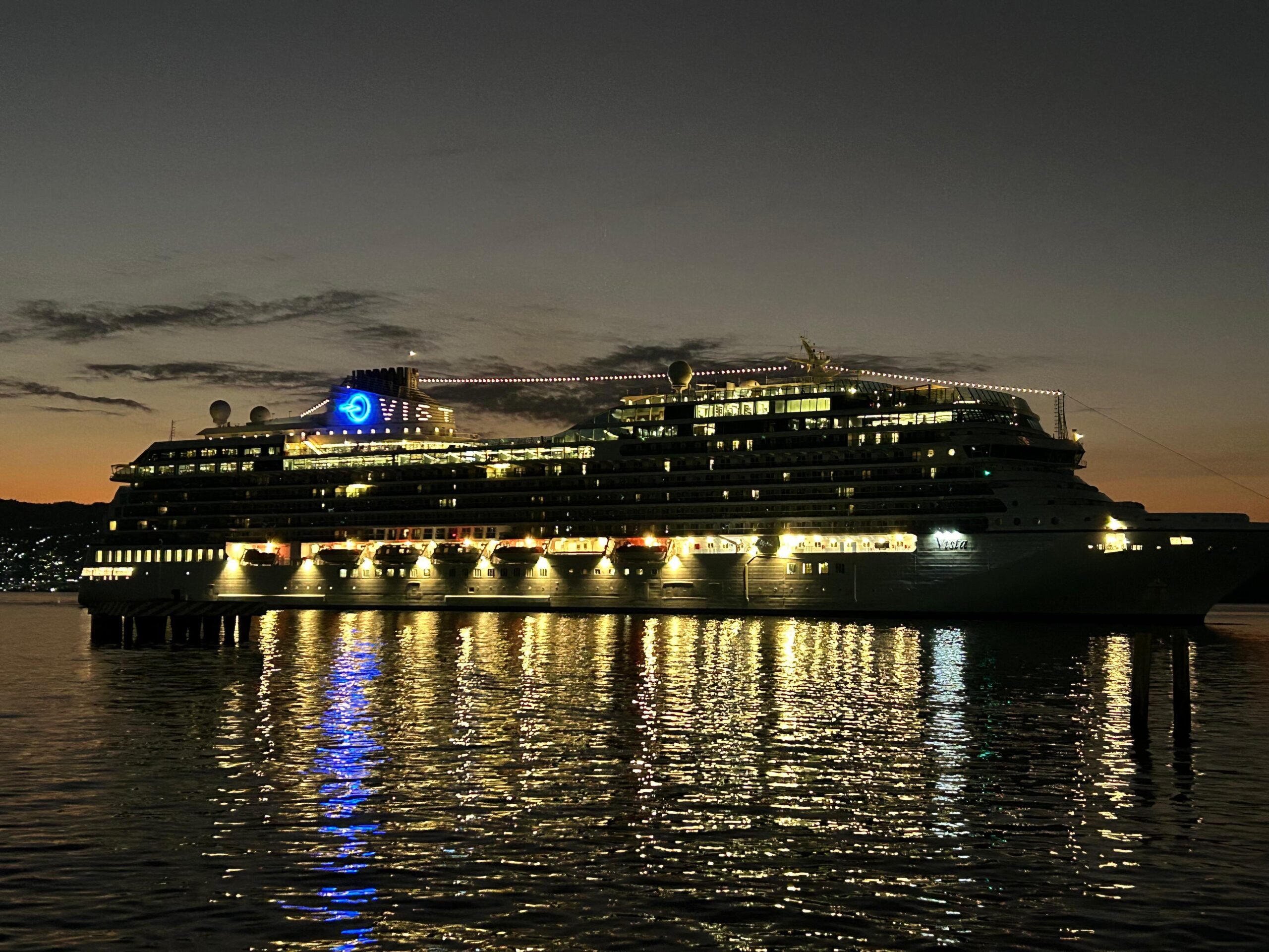 Arriba crucero MS Vista al puerto de Acapulco » Gaceta25